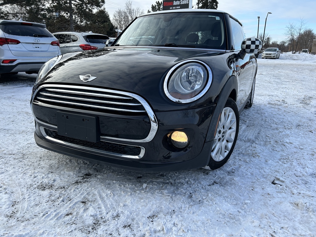 2014 MINI Cooper Base - Ottawa