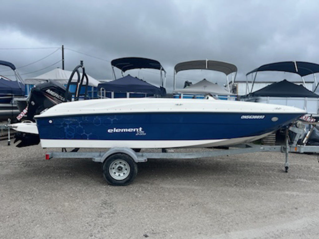 2016 Bayliner ELEMENT XL | $27,900 | 0 km | for sale by Marine Plaza ...