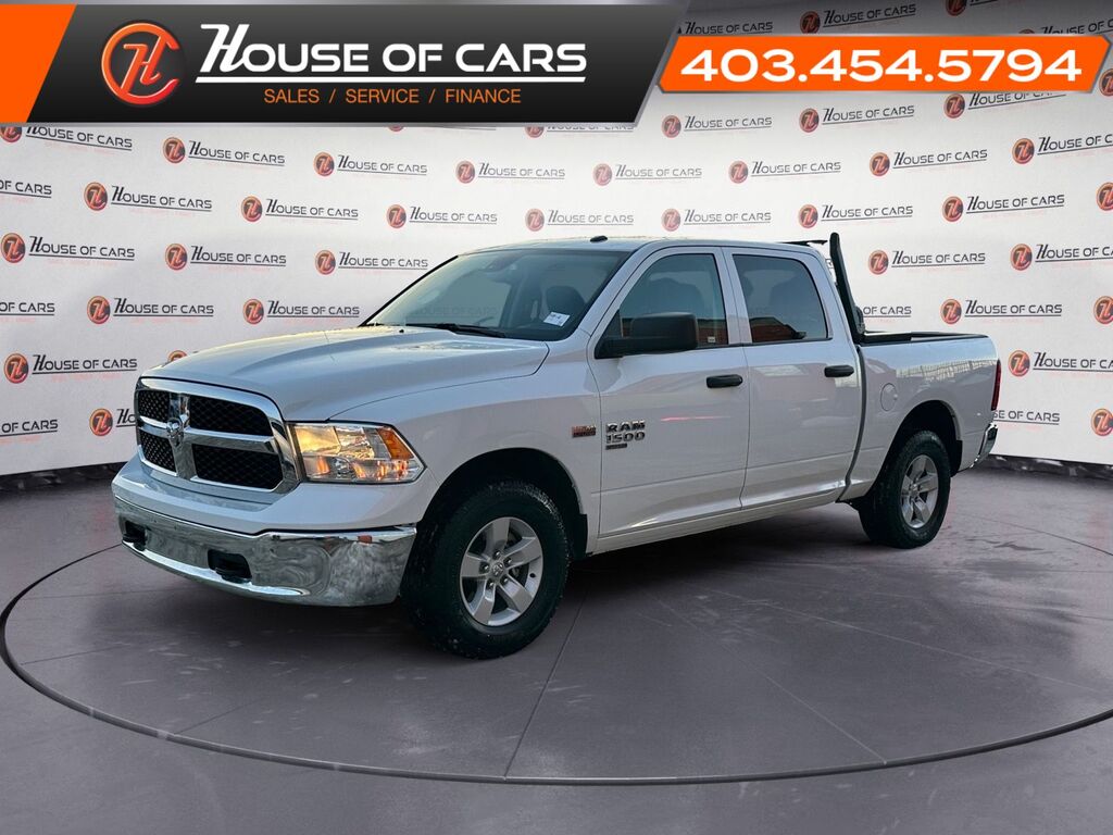 2023 Ram 1500 Classic SLT 4x4 Crew Cab 5.7L - Calgary