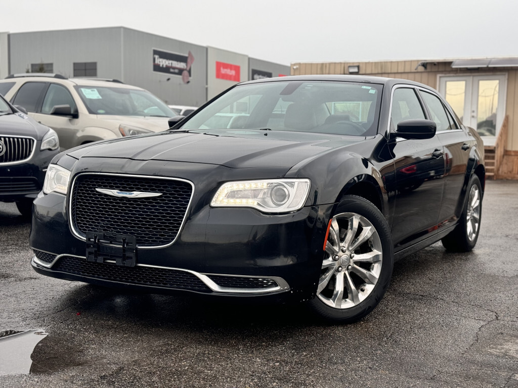 2015 Chrysler 300 TOURING AWD | Navigation Sunroof Backup Camera Blu ...