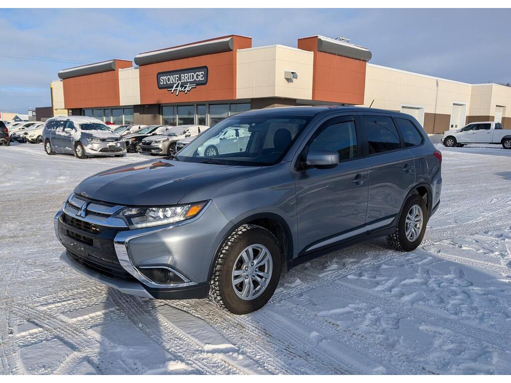 2016 Mitsubishi Outlander ES - Steinbach