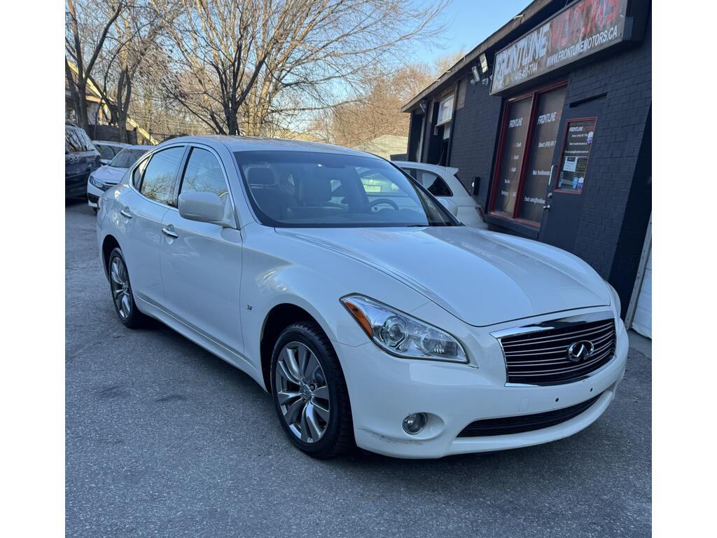 2014 Infiniti Q70 4dr Sdn V6 AWD - Toronto