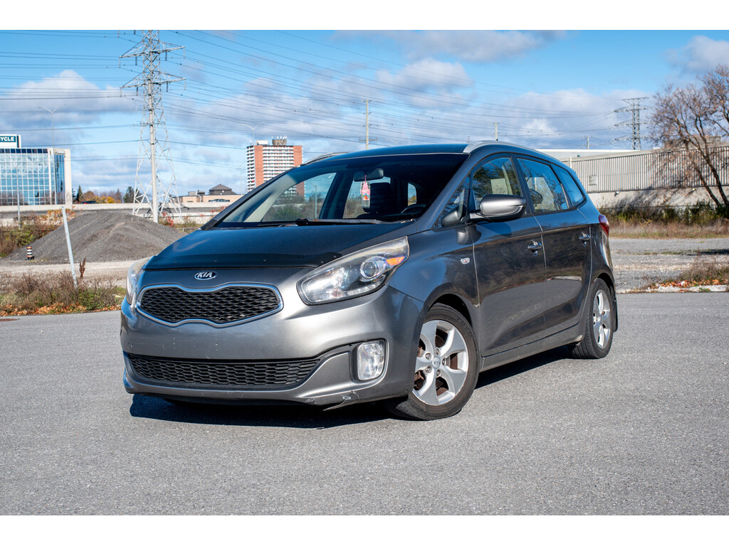 Kia Rondo 2014 | 8 900 $ | 176 756 km | Familiale à essence en vente ...