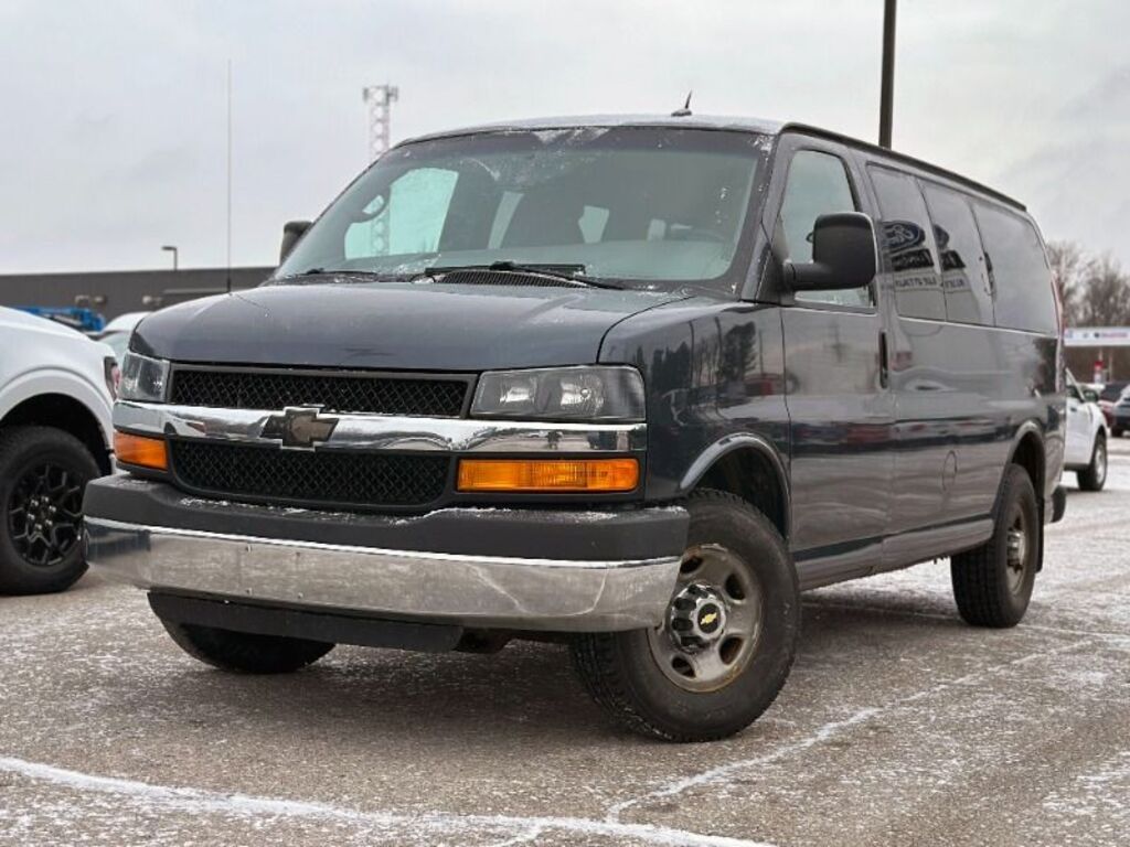 2015 Chevrolet Express Passenger LT - 2500 - Simcoe
