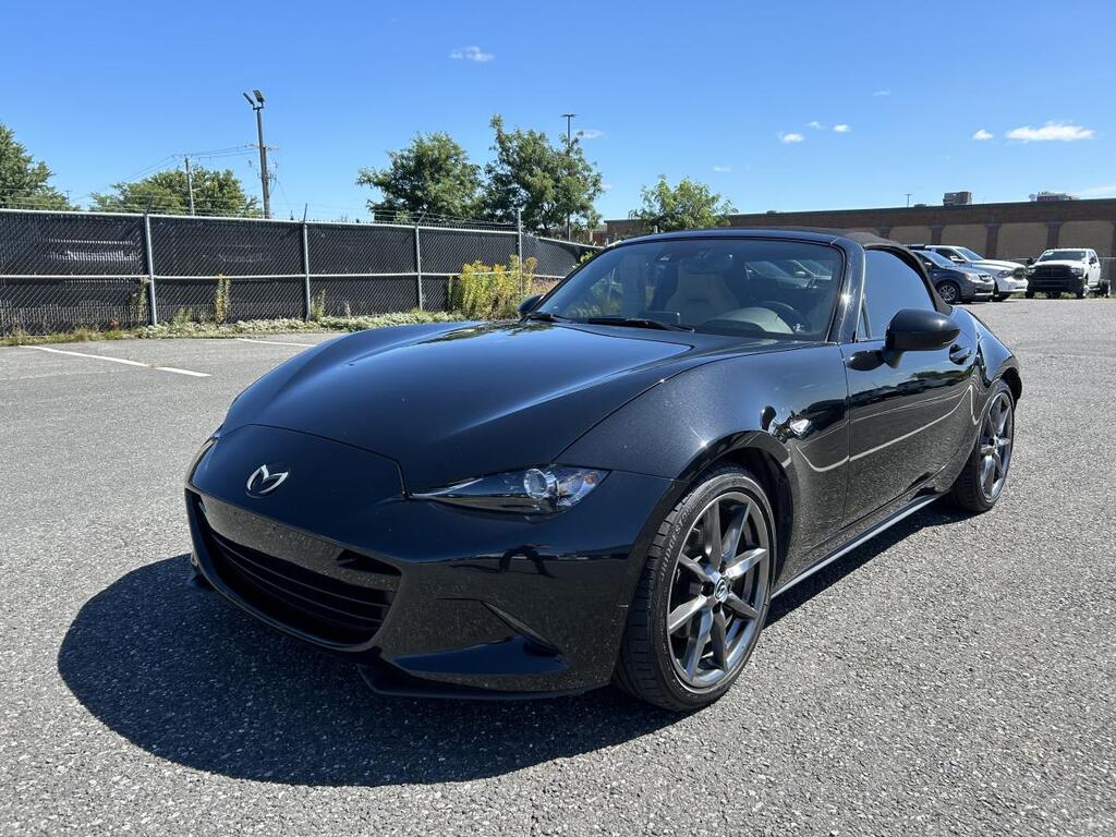 Mazda MX-5 2017 | 26 988 $ | 34 802 km | Décapotable ou cabriolet à ...