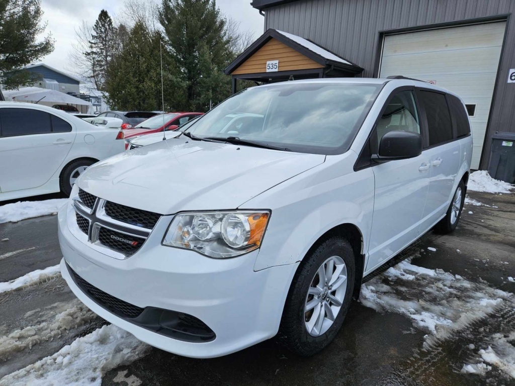 Dodge Grand Caravan 2018 | 17 450 $ | 136 338 km | Minifourgonnette ou ...