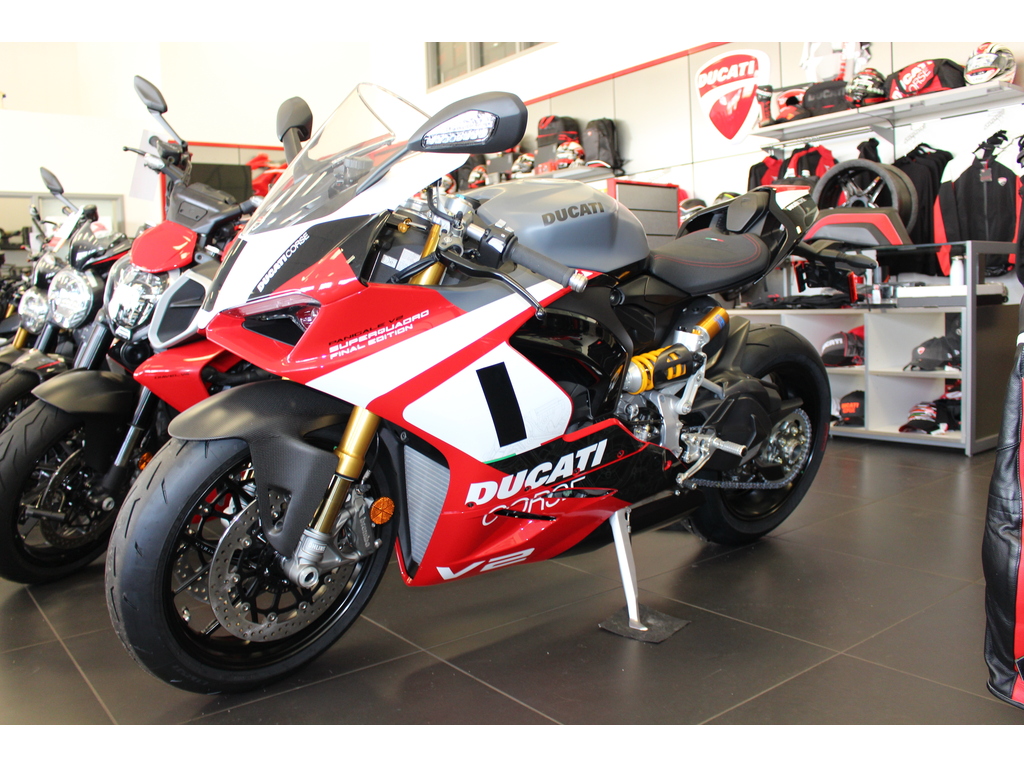 2025 Ducati Panigale V2 | $36,995 | 1 km | for sale by Ducati Centre ...