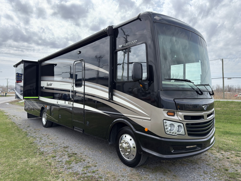 2016 Fleetwood Bounder 36E | $121,900 | 51,384 km | for sale by ...