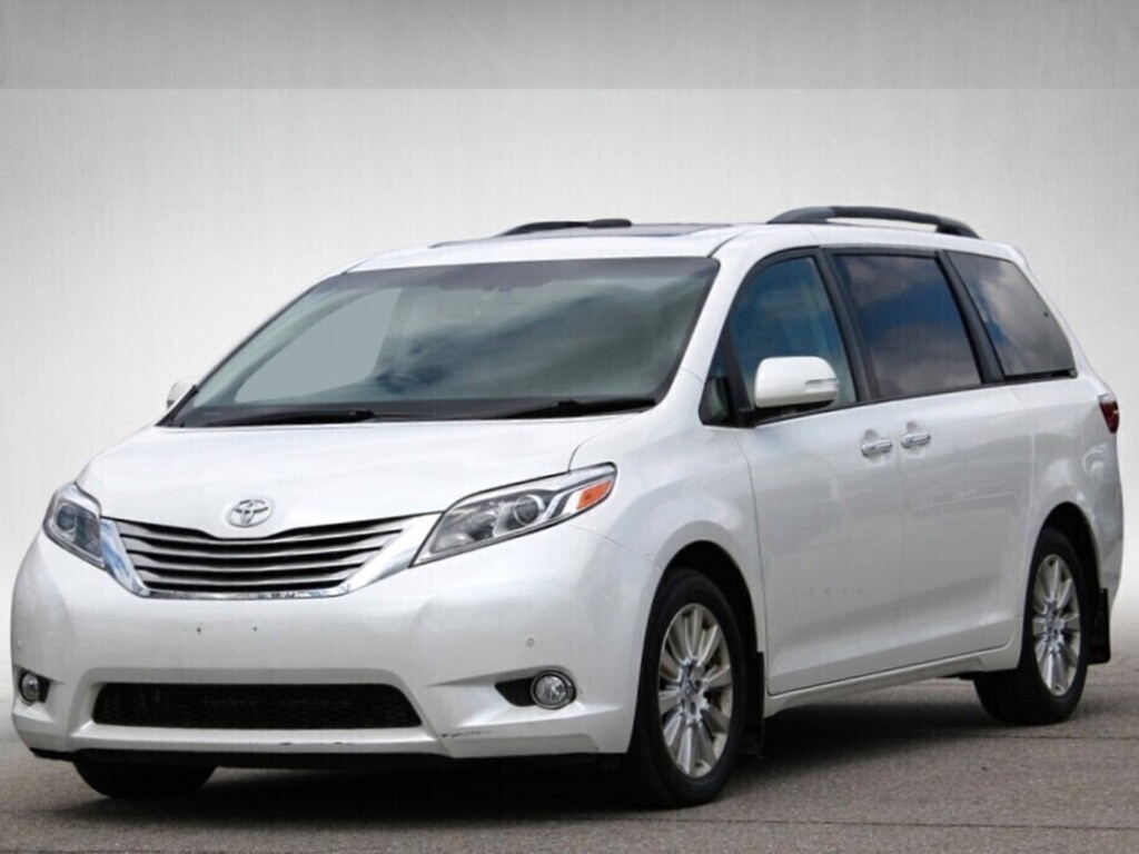 2015 Toyota Sienna | $27,295 | 145,711 km | Gas Minivan for sale by ...