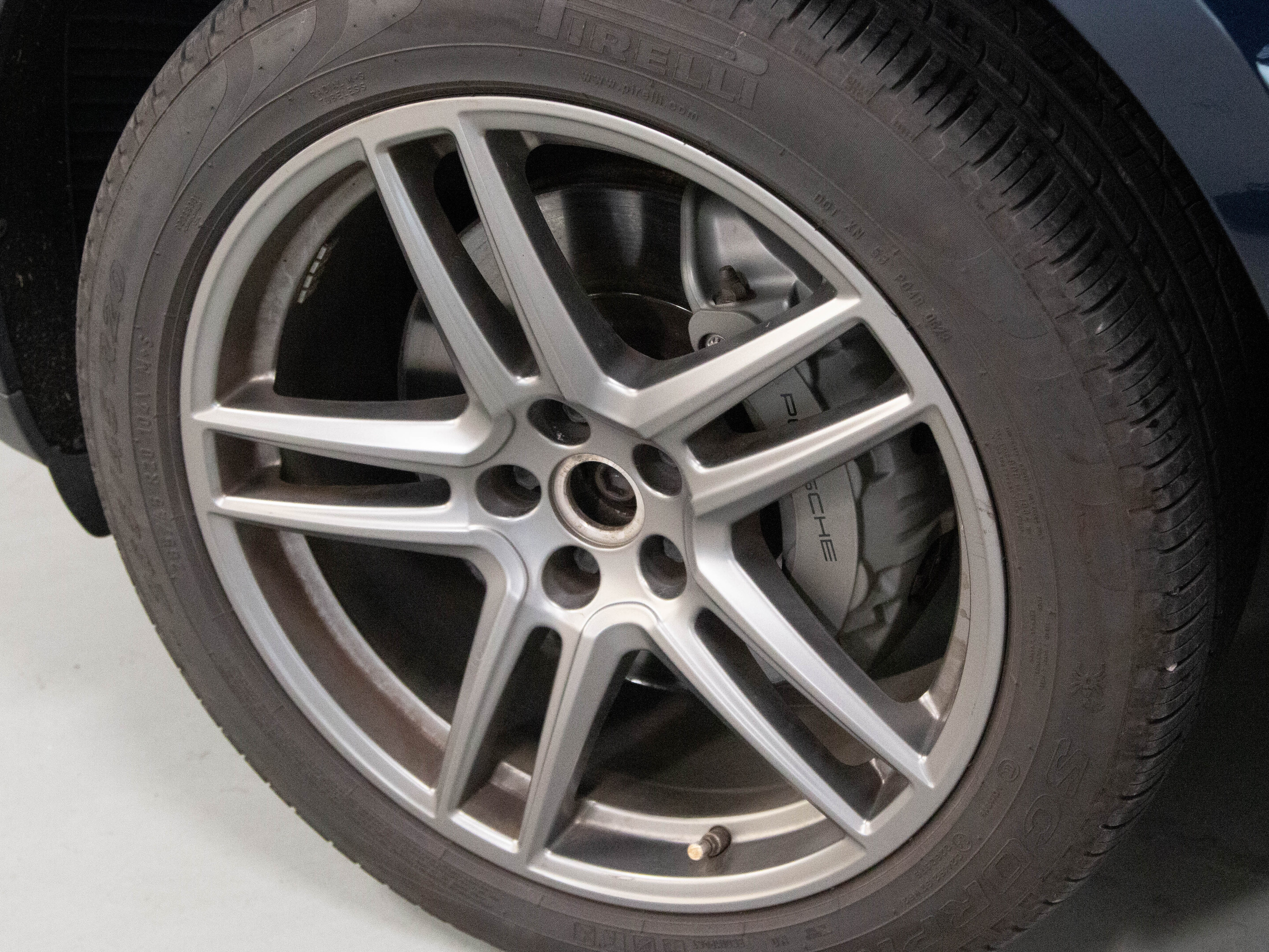 2020 Porsche Macan S | PREMIUM PLUS PACKAGE | BOSE | 20" WHEELS from