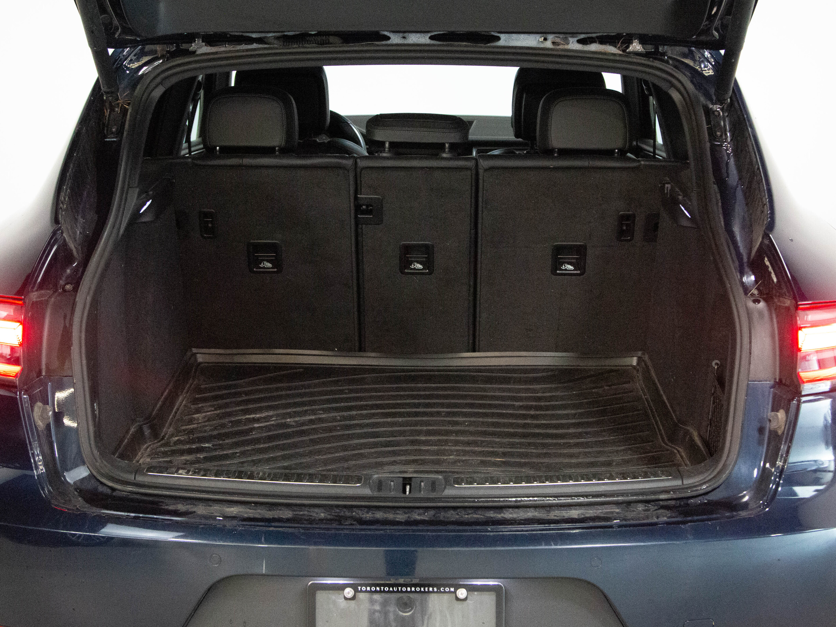 2020 Porsche Macan S | PREMIUM PLUS PACKAGE | BOSE | 20" WHEELS from