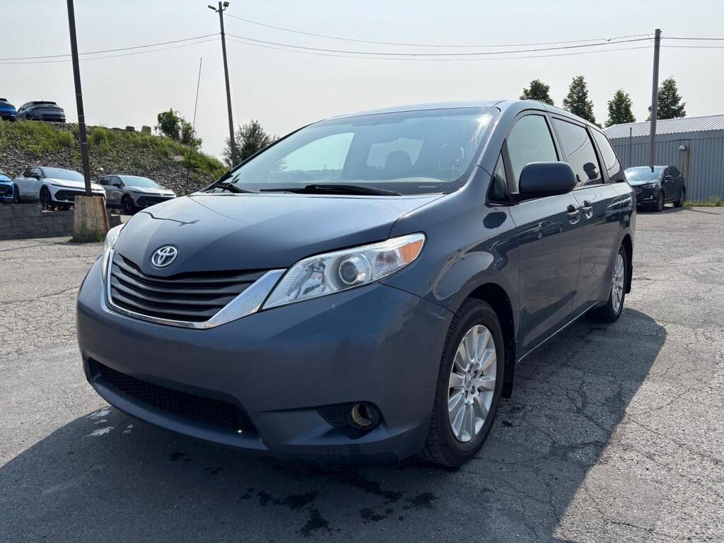 2013 Toyota Sienna | $11,500 | 234,538 km | Gas Minivan for sale by St ...