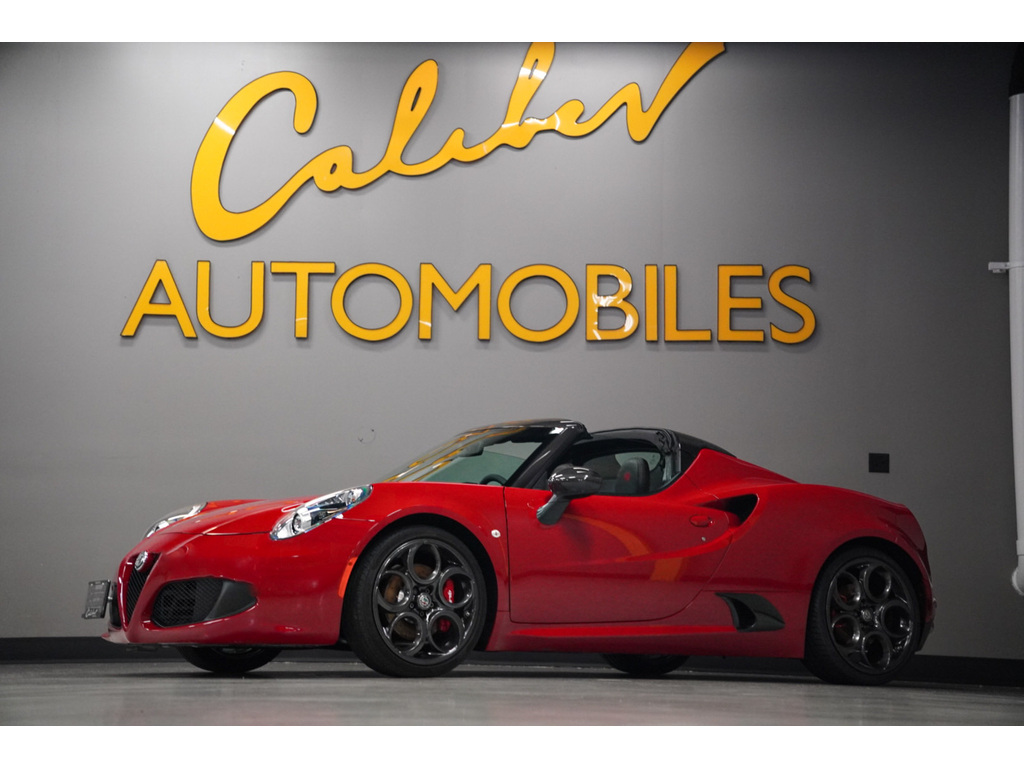 Alfa Romeo 4C Spider 2017 | 79 500 $ | 32 757 km | Décapotable ou ...
