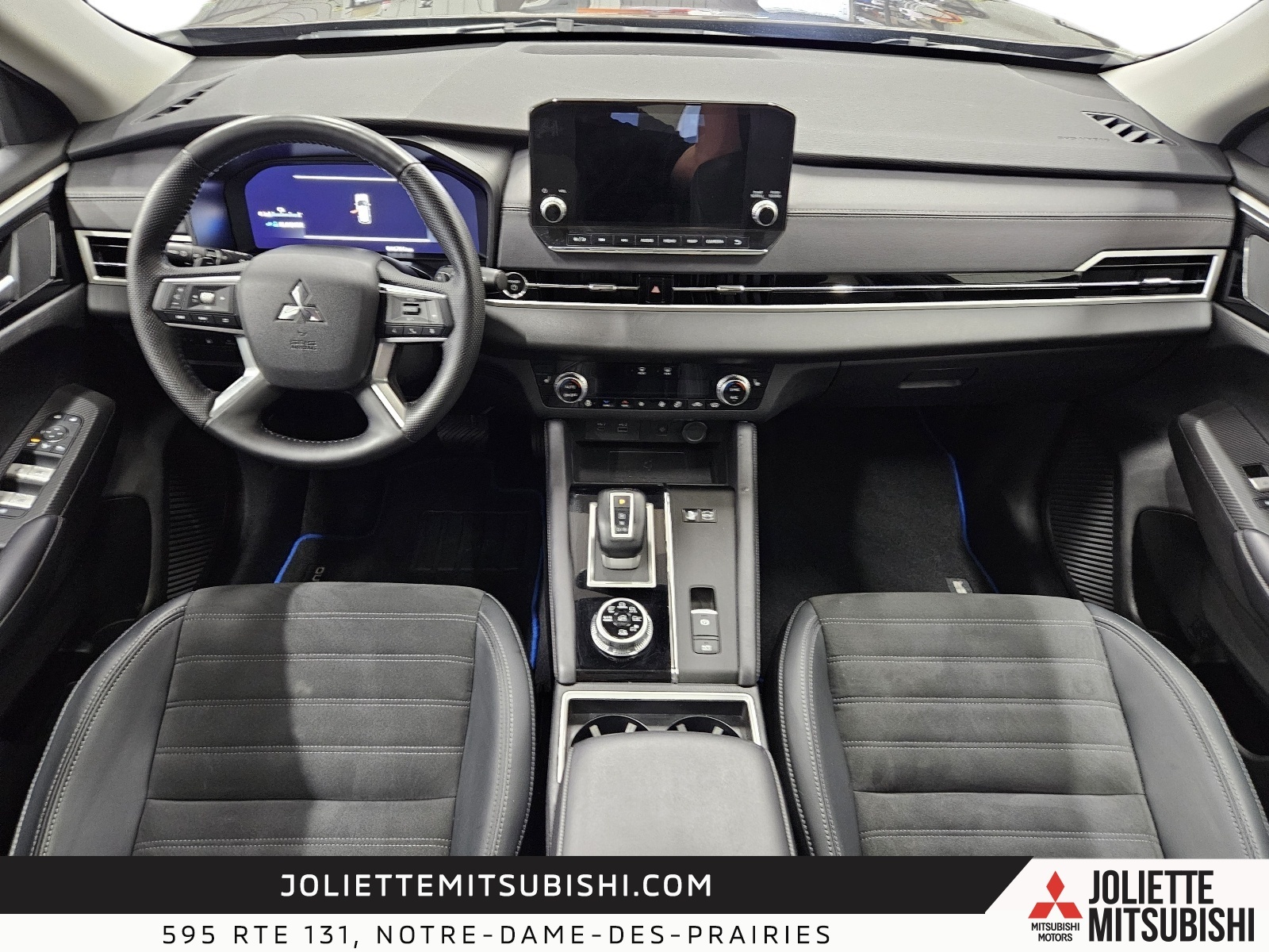 2024 Mitsubishi Outlander PHEV LE 4WD Toit Pano 7 Places S. Chauffants ...