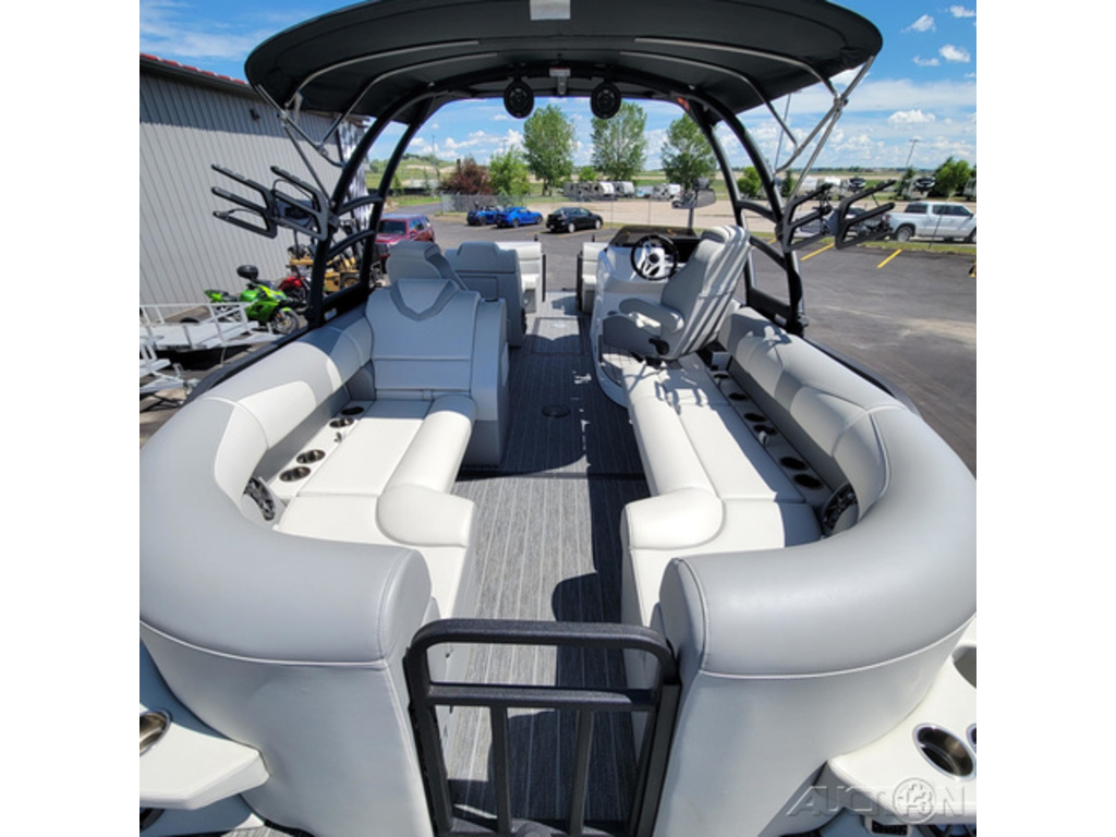 2022 Montara SURF BOSS 23 2.0 | $199,999 | 0 km | for sale by RALPH'S MOTORSPORTS | Balzac, AB