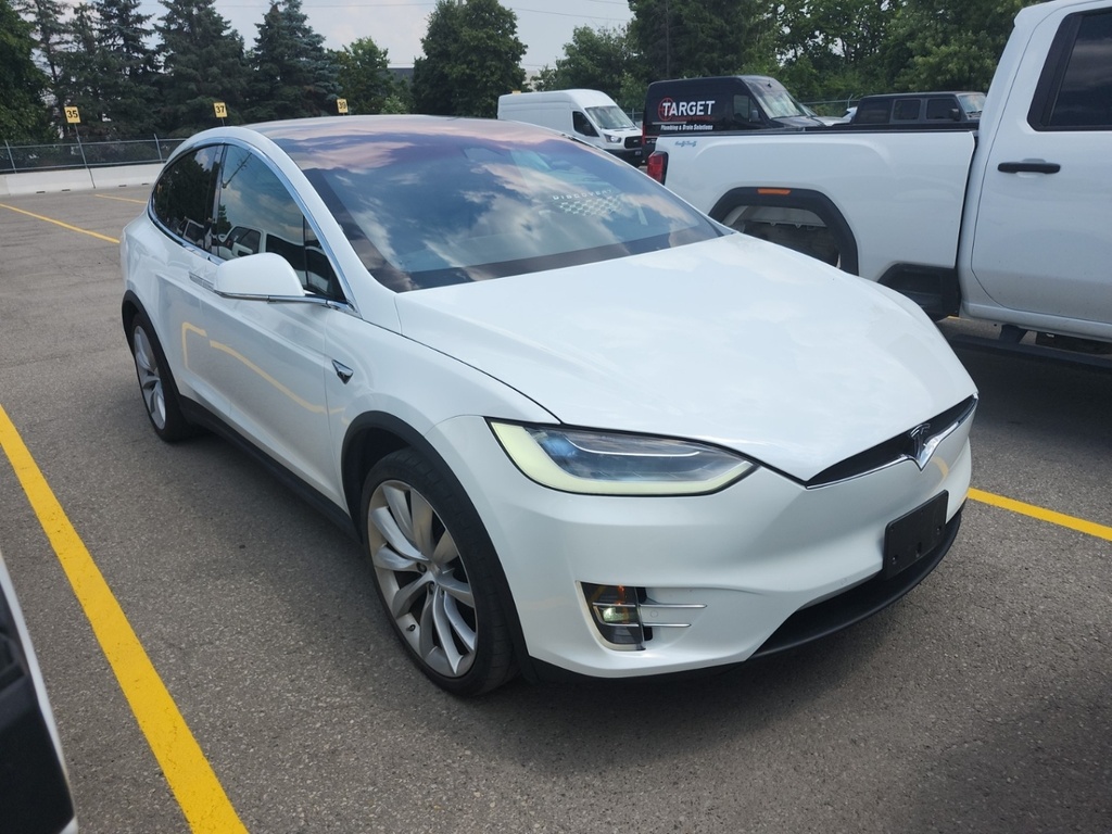 2017 Tesla Model X | $29,995 | 142,000 km | Electric SUV for sale by ...