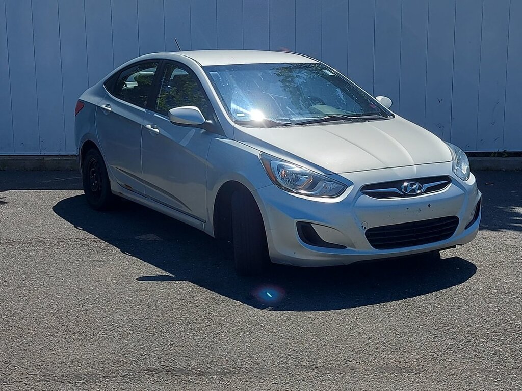 2013 Hyundai Accent | $3,500 | 139,507 km | Gas Sedan for sale by ...