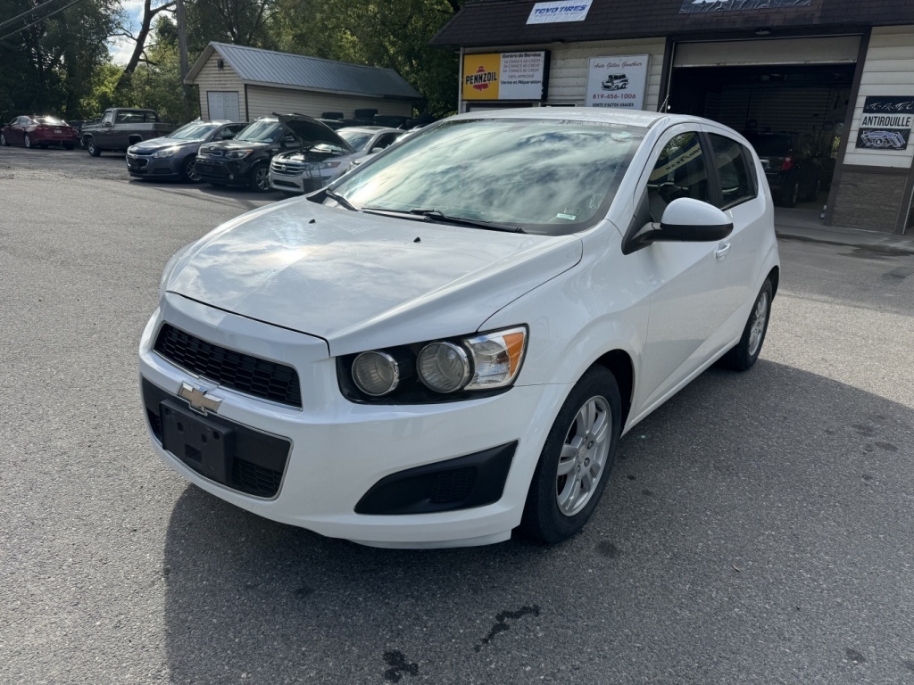 Chevrolet Sonic 2016 | 6 499 $ | 186 823 km | Berline à essence en ...