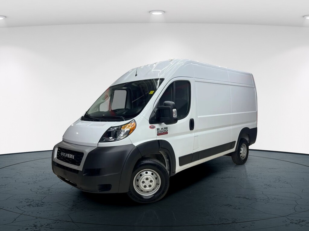 2020 Ram ProMaster Cargo Van | $30,500 | 167,238 km | Gas Minivan for ...