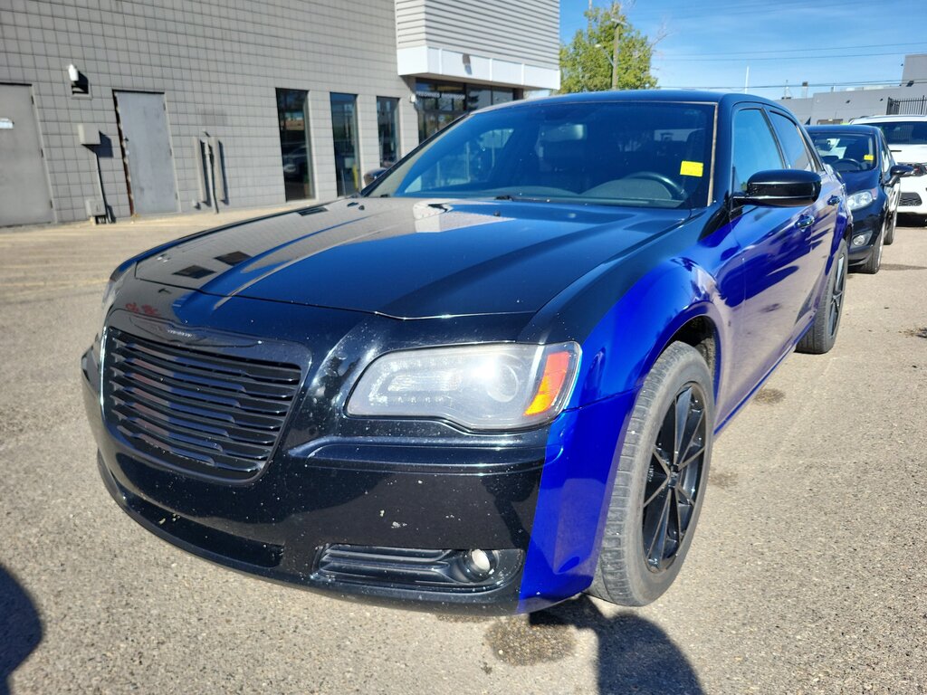 2013 Chrysler 300 | $8,800 | 355,689 km | Gas Sedan for sale by ...