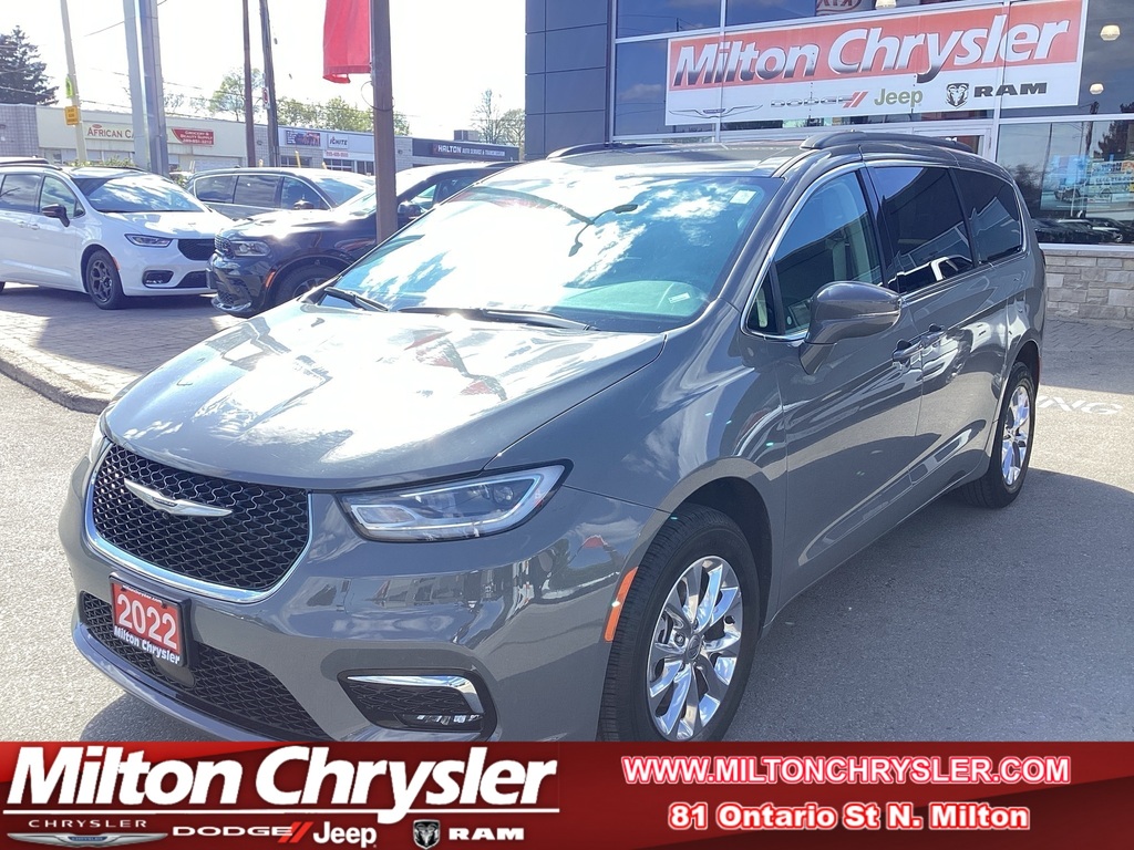 2022 Chrysler Pacifica | $29,995 | 125,000 km | Gas Minivan for sale by ...