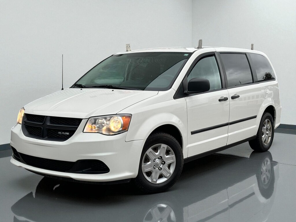 2012 Ram Ram C-V | $3,888 | 273,482 km | Gas Minivan for sale by JDM ...