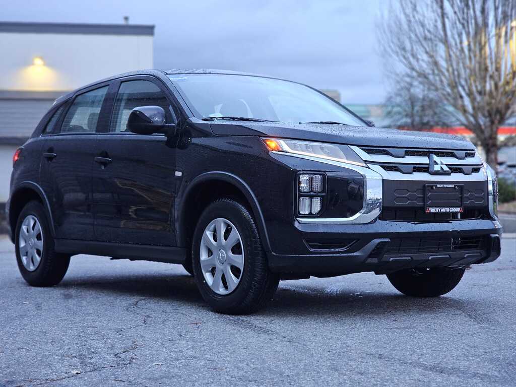 2026 Mitsubishi RVR ES - Heated Seats, Apple Carplay/Android Auto