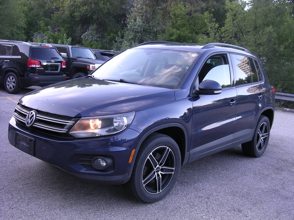 2016 Volkswagen Tiguan | $9,500 | 206,000 km | Gas SUV for sale by ...