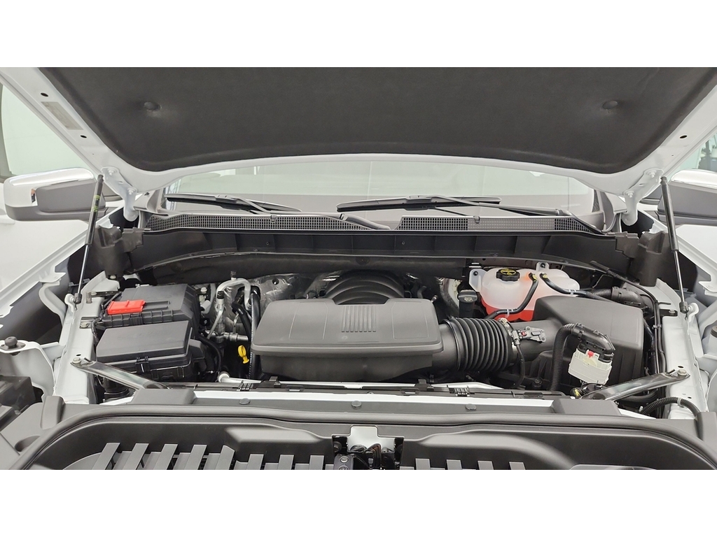 2026 Chevrolet Silverado 1500 LT 3.23 RATIO 5.3L ECOTEC3 V8 ENGINE