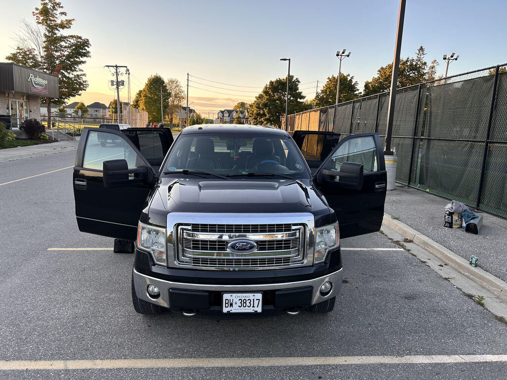2013 Ford F-150 4WD SuperCab 145 XLT - Brampton