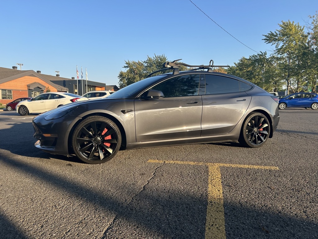 2022 Tesla Model 3 RWD - Saint-Philippe