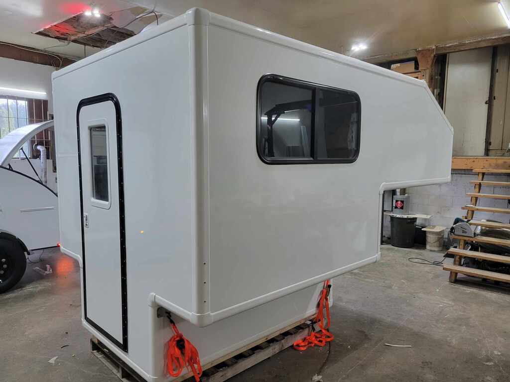 2024 Alite 6.5' Lake Country Camper Camper Shell - Abbotsford