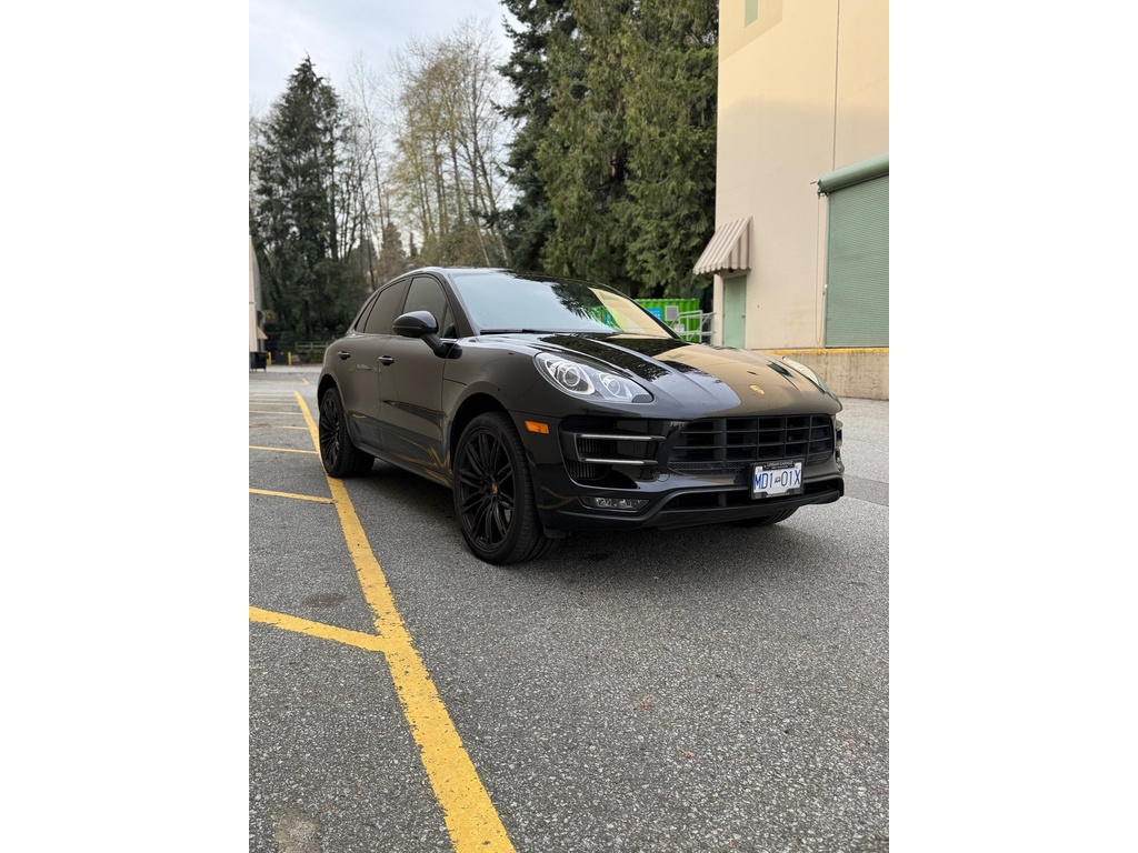2017 Porsche Macan AWD 4dr Turbo - West Vancouver