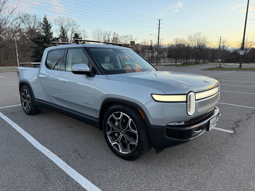 2024 Rivian R1T Adventure Performance Dual-Motor Large Pack - Oakville