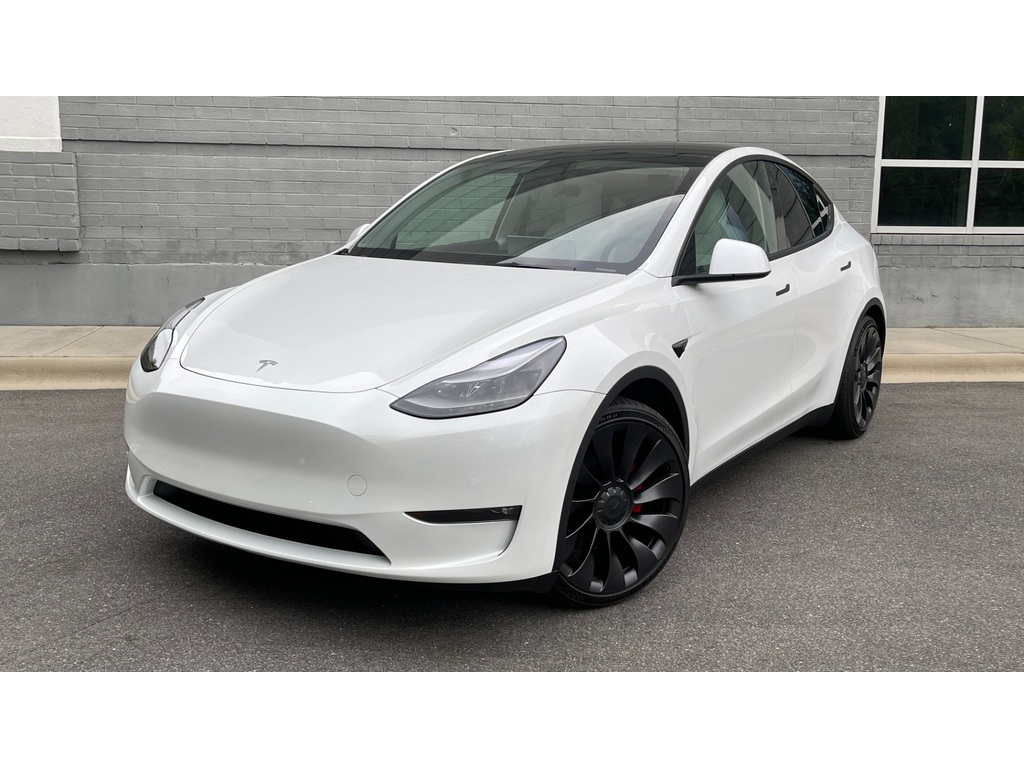 2024 Tesla Model Y Performance AWD - Toronto