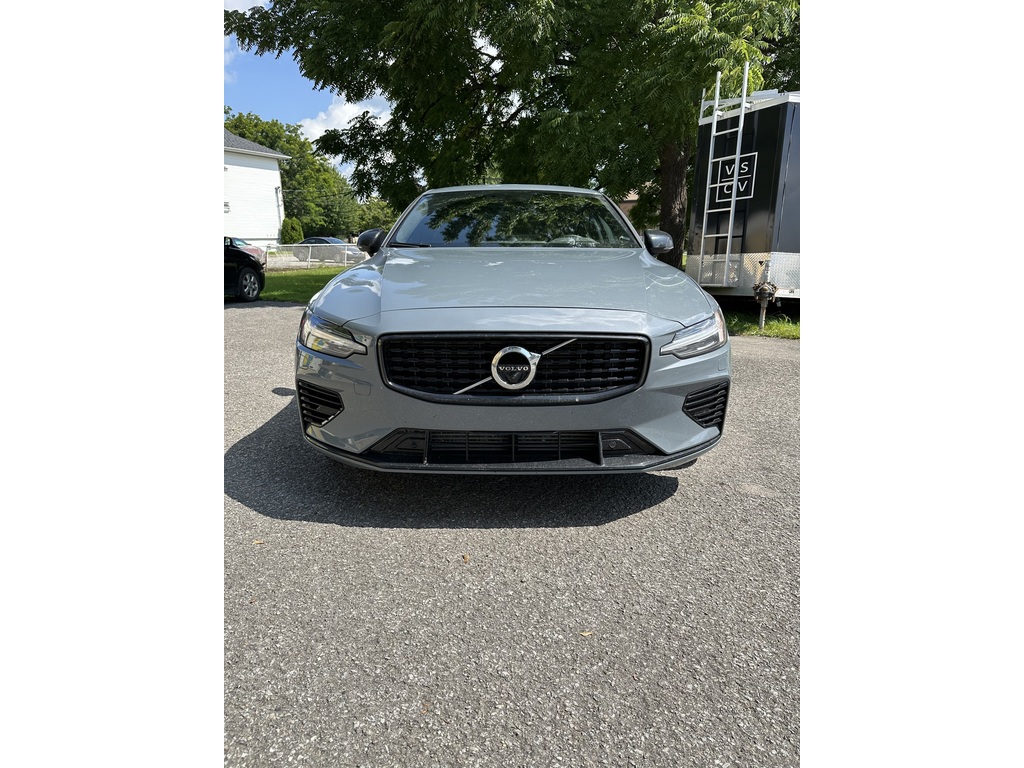 2022 Volvo S60 Recharge T8 eAWD PHEV R-Design Extended Range - Châteauguay