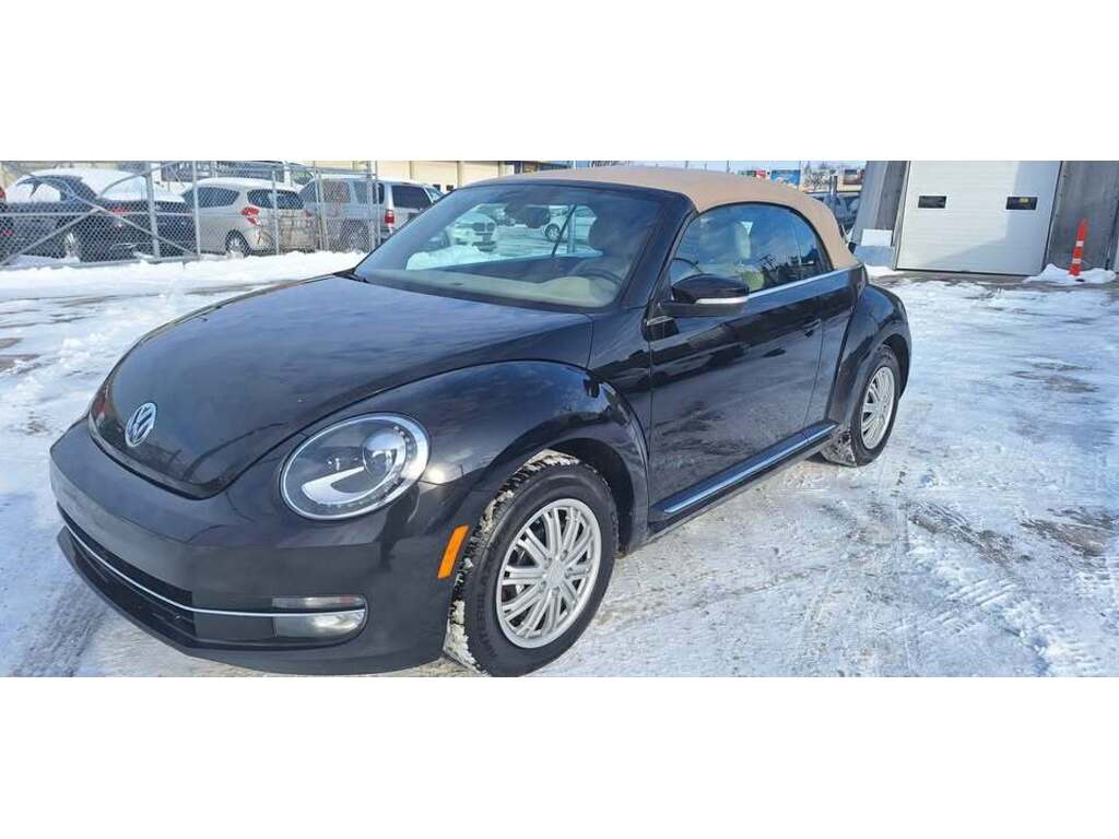 2015 Volkswagen Beetle Convertible 2dr Conv 1.8 TSI Auto Comfortline ...
