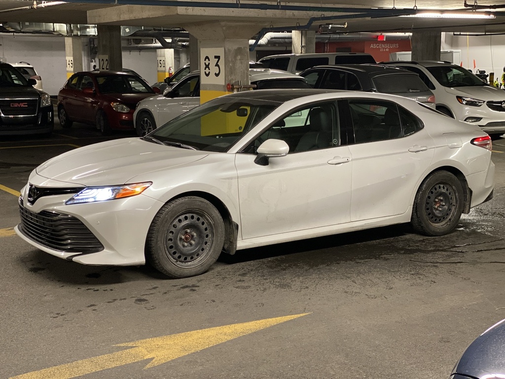 2018 Toyota Camry XLE - Candiac