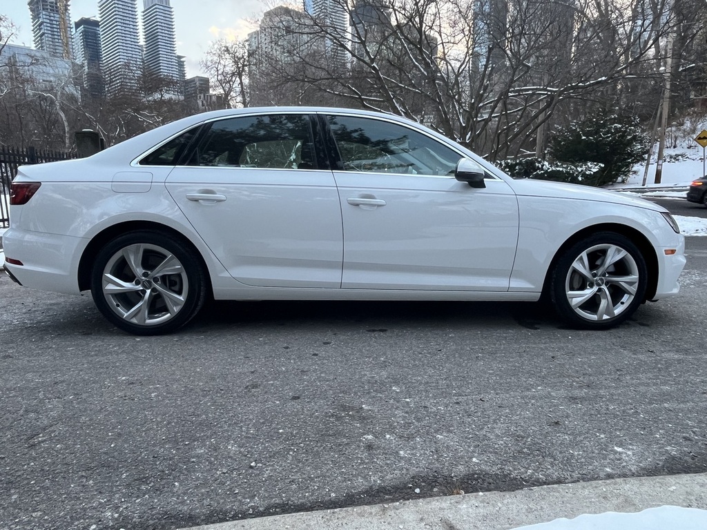 2019 Audi A4 Series Progressiv - Toronto