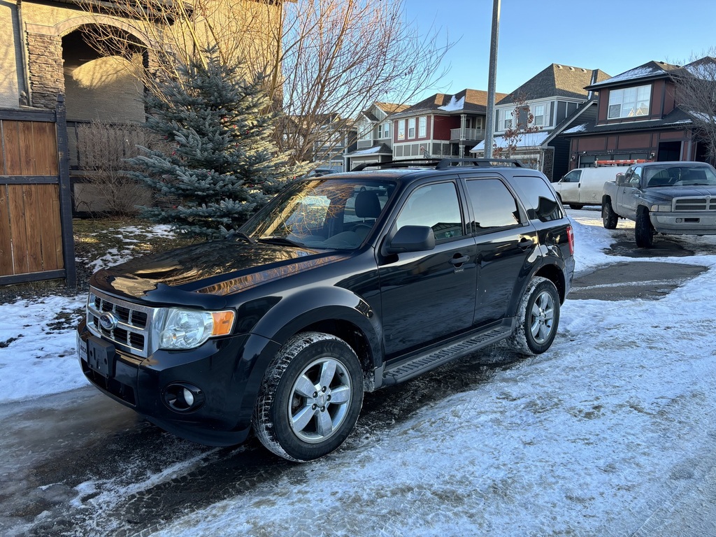 2009 Ford Escape | $4,000 | 243,000 km | Gasoline Vehicle for sale by ...