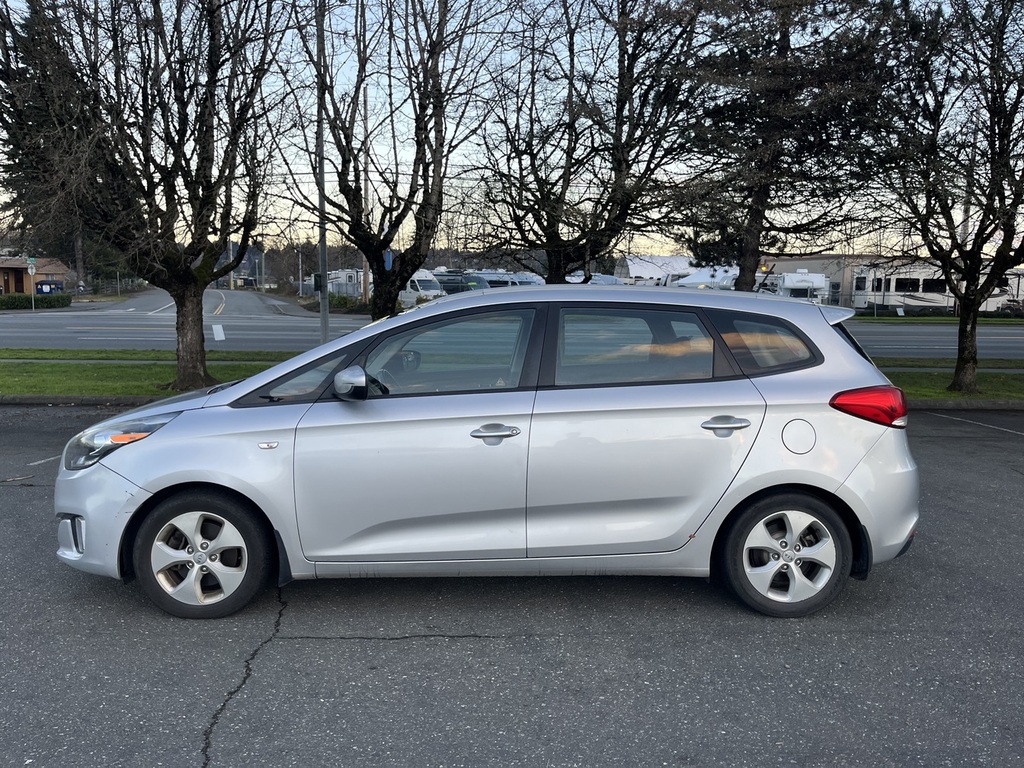 2014 Kia Rondo 4dr Wgn Auto LX w-3rd Row - Courtenay