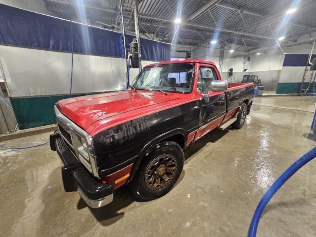 1990 Dodge 250 Pickup | $9,500 | 304,856 km | Vehicle for sale by ...