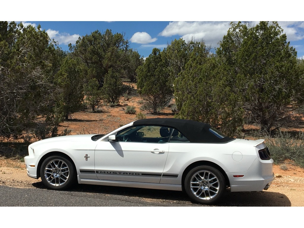 2013 Ford Mustang | $15,000 | 110,000 km | Gasoline Convertible for ...