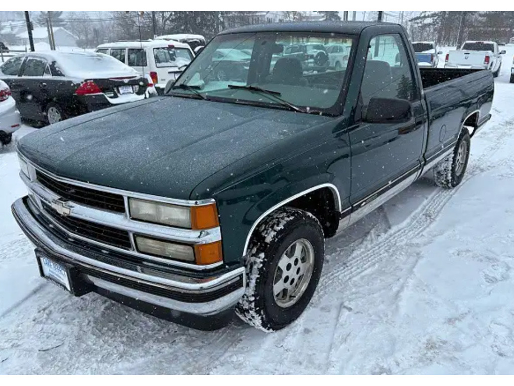 1996 Chevrolet 1500 Pickup | $2,600 | 190,000 km | Truck for sale by ...