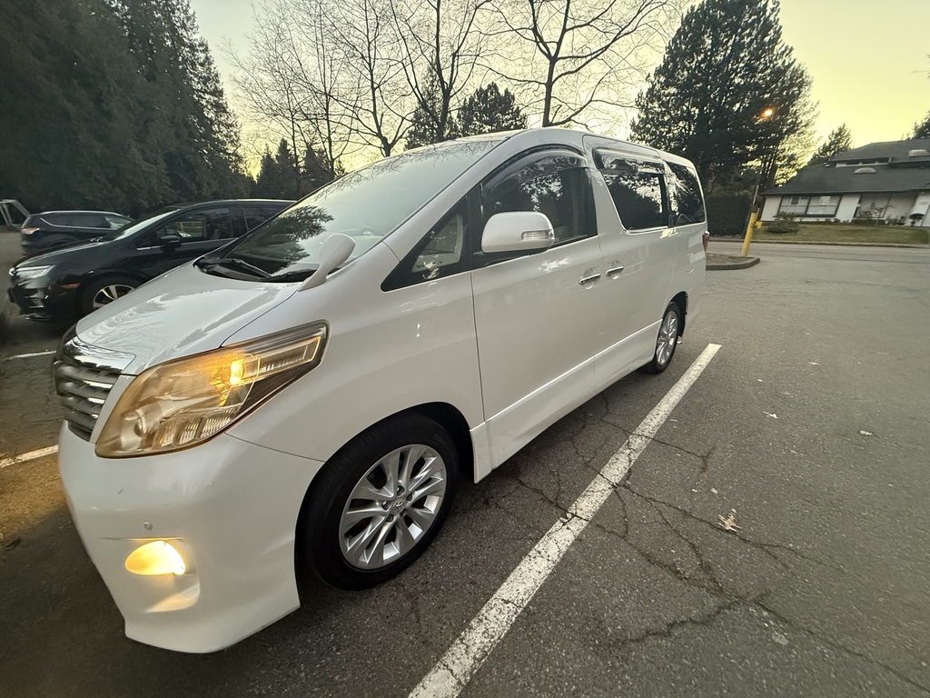 2009 Toyota Alphard | $17,200 | 81,700 km | Gasoline Minivan for sale ...