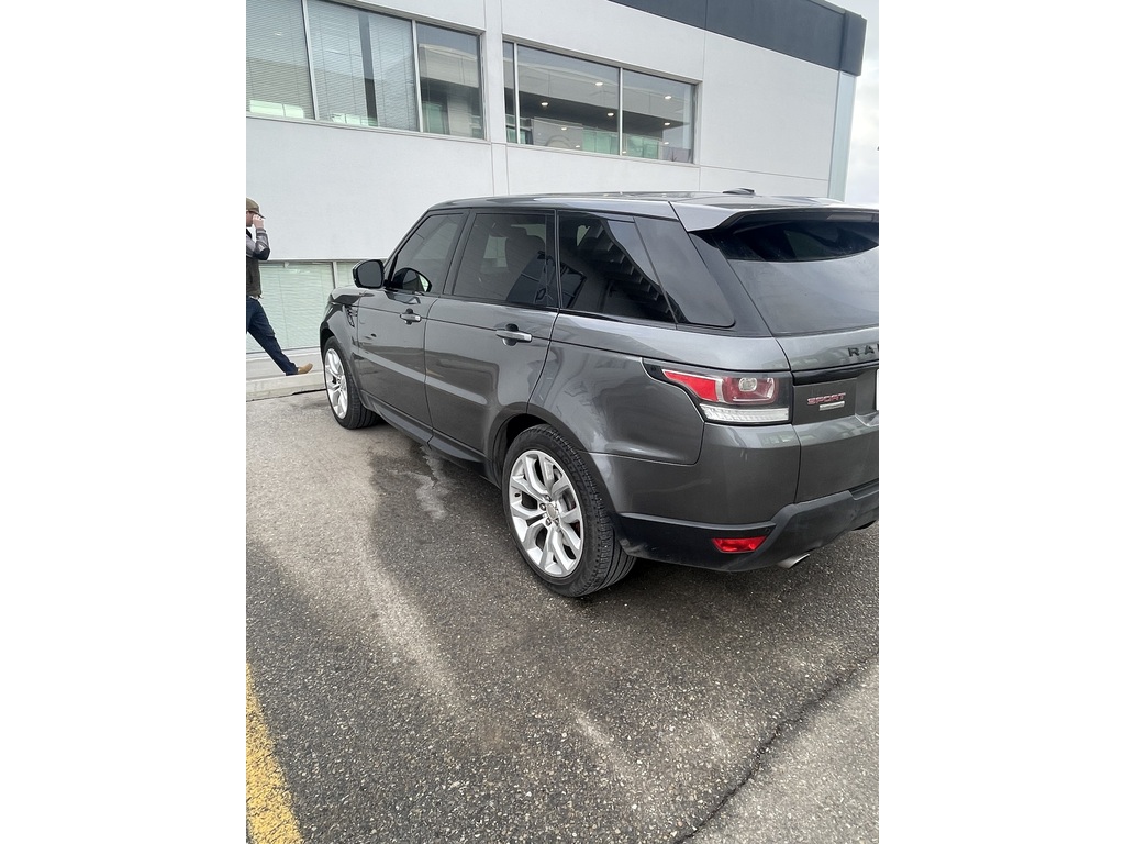 2014 Land Rover Range Rover Sport | $28,000 | 151,000 km | Gasoline ...