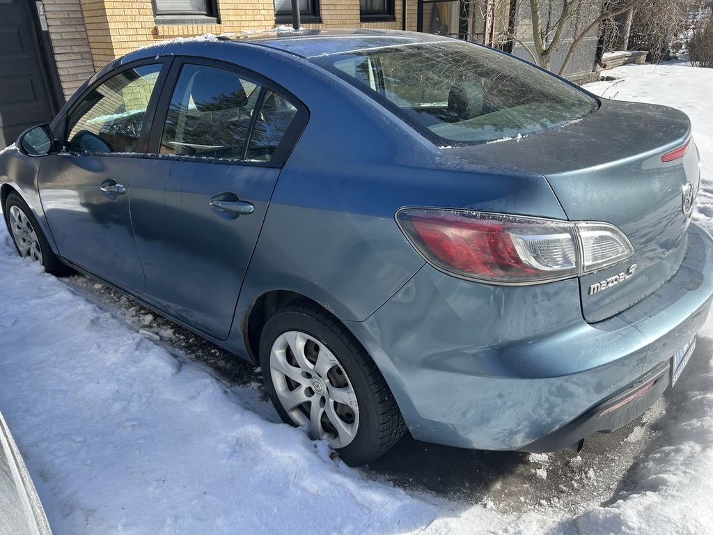 2011 Mazda Mazda3 | $8,000 | 119,621 km | Gasoline Sedan for sale by ...