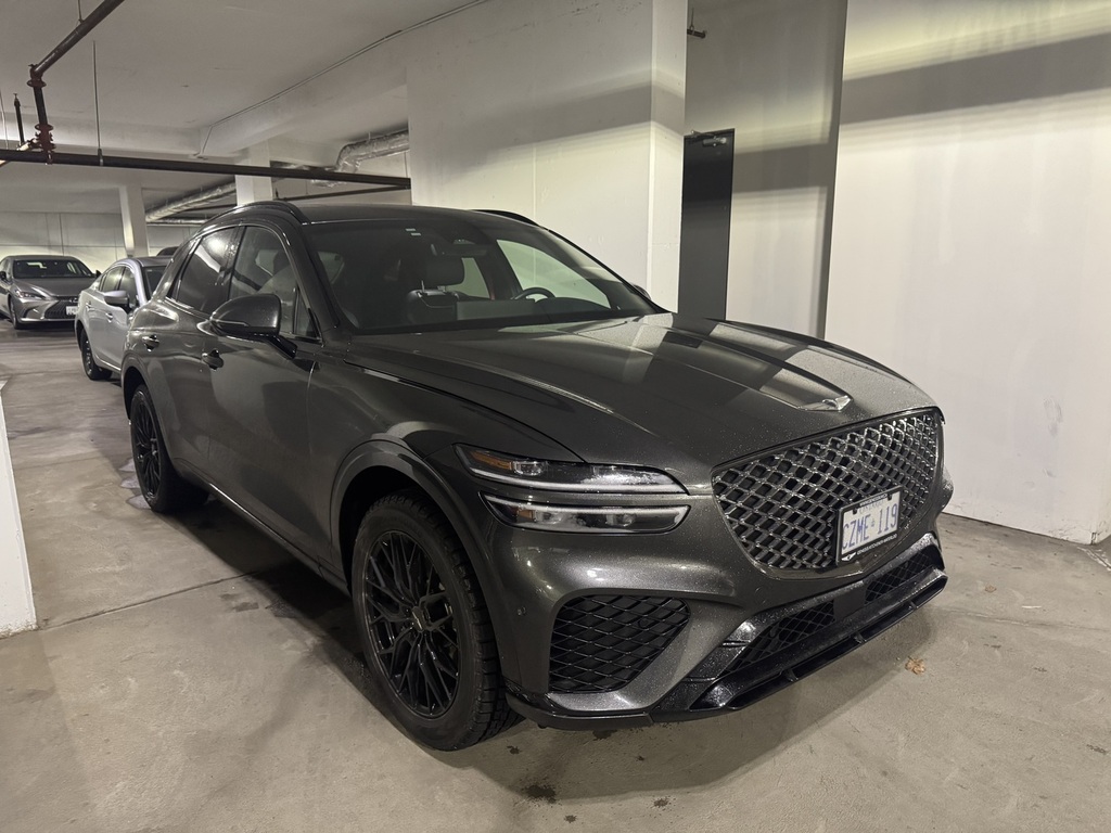 2023 Genesis GV70 | $59,995 | 33,672 km | Gasoline Vehicle for sale by Private Seller | Waterloo, ON