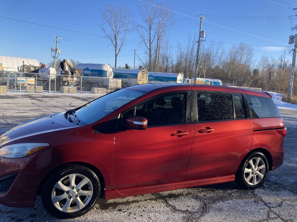 2015 Mazda Mazda5 | $7,000 | 205,000 km | Gasoline Minivan for sale by ...