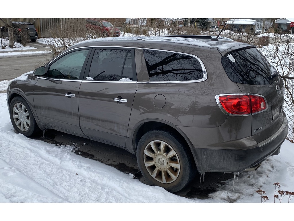 2011 Buick Enclave | $2,300 | 297,000 km | Gasoline Vehicle for sale by ...